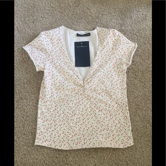 Brandy Melville | Tops | Brandy Melville Floral Gina Top | Poshmark